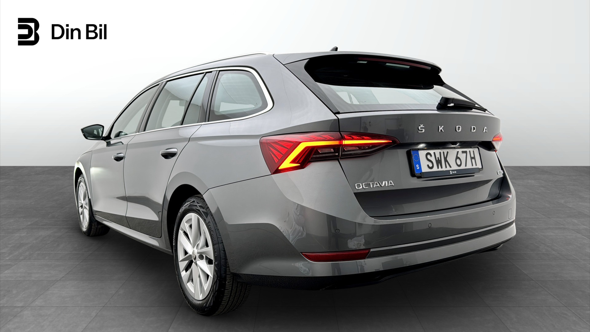 Škoda Octavia Kombi SWK67H | Din Bil